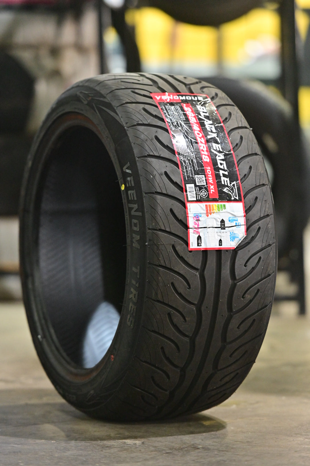 ยางรถยนต์ VEENOM AD08 265/40/18 – BPDracingwheels